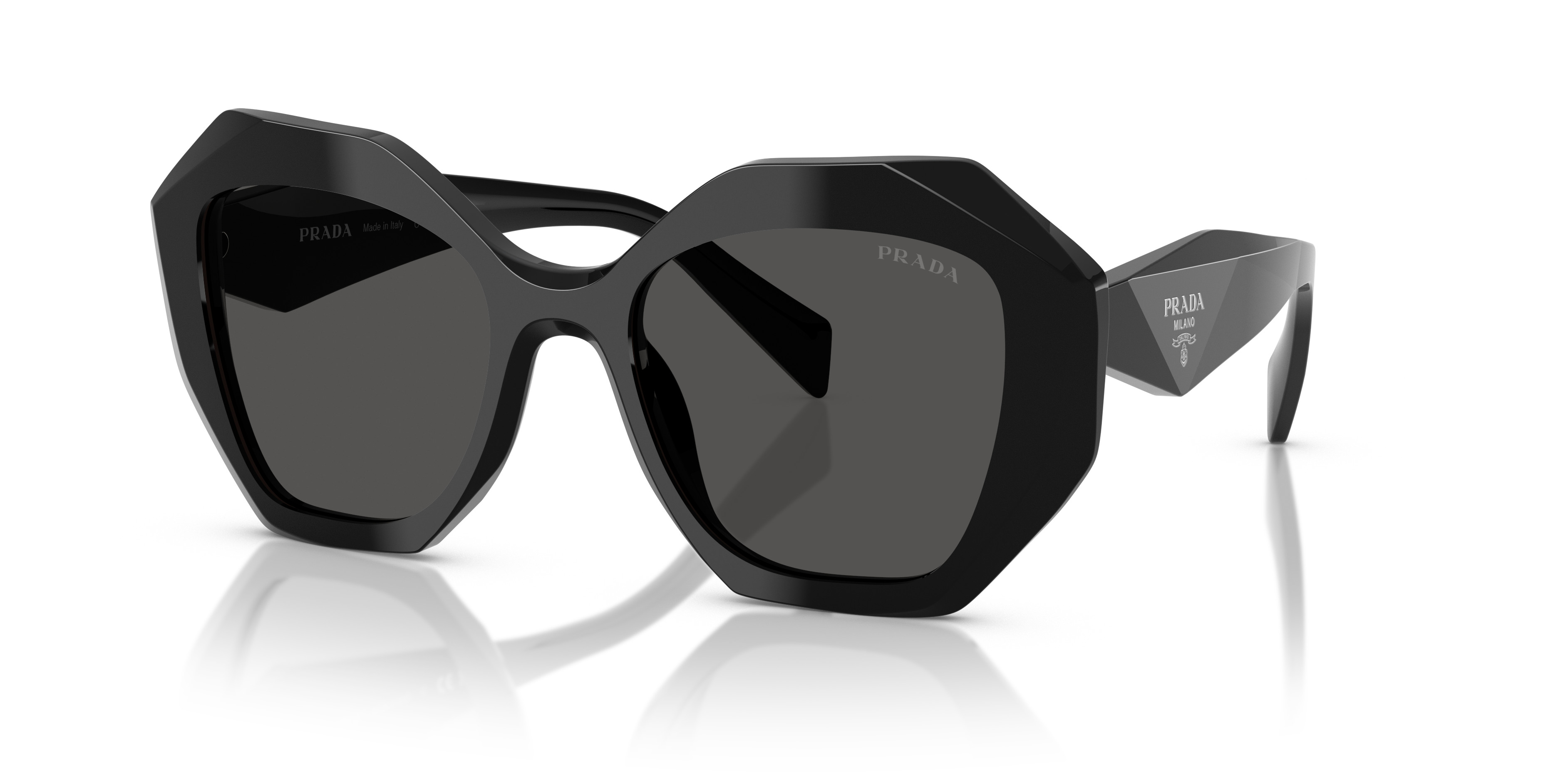 Prada PR 16WS M (53 - 20) con Micas Gris y Armazón Negro | Sunglass Hut®
